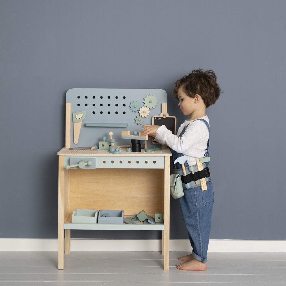 Toy Work Bench – Playoffside.com