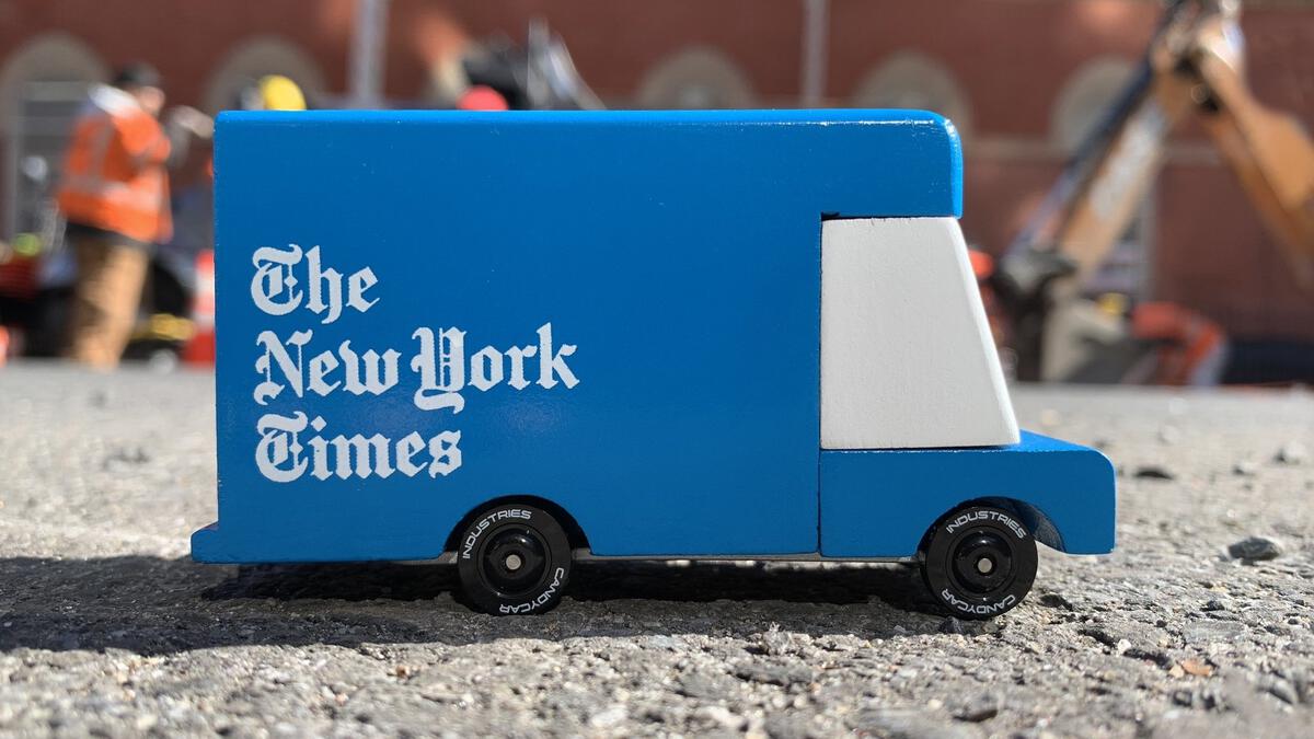 Candylab Cars Official NY Times Toy Van – Playoffside.com
